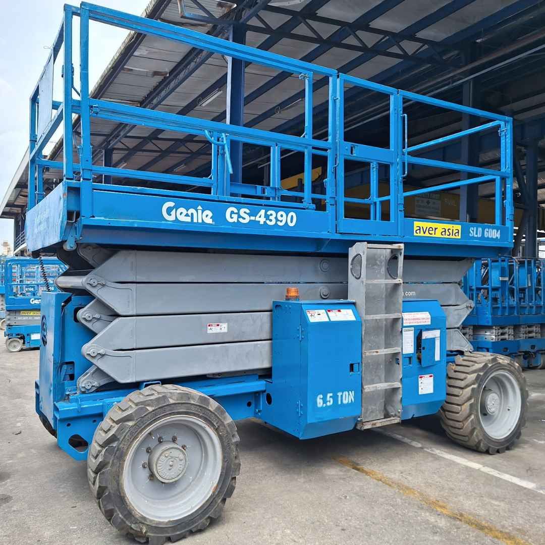 Used Genie GS-4390 RT Scissor Lift For Sale | Aver Asia (s) Pte. Ltd. | SG