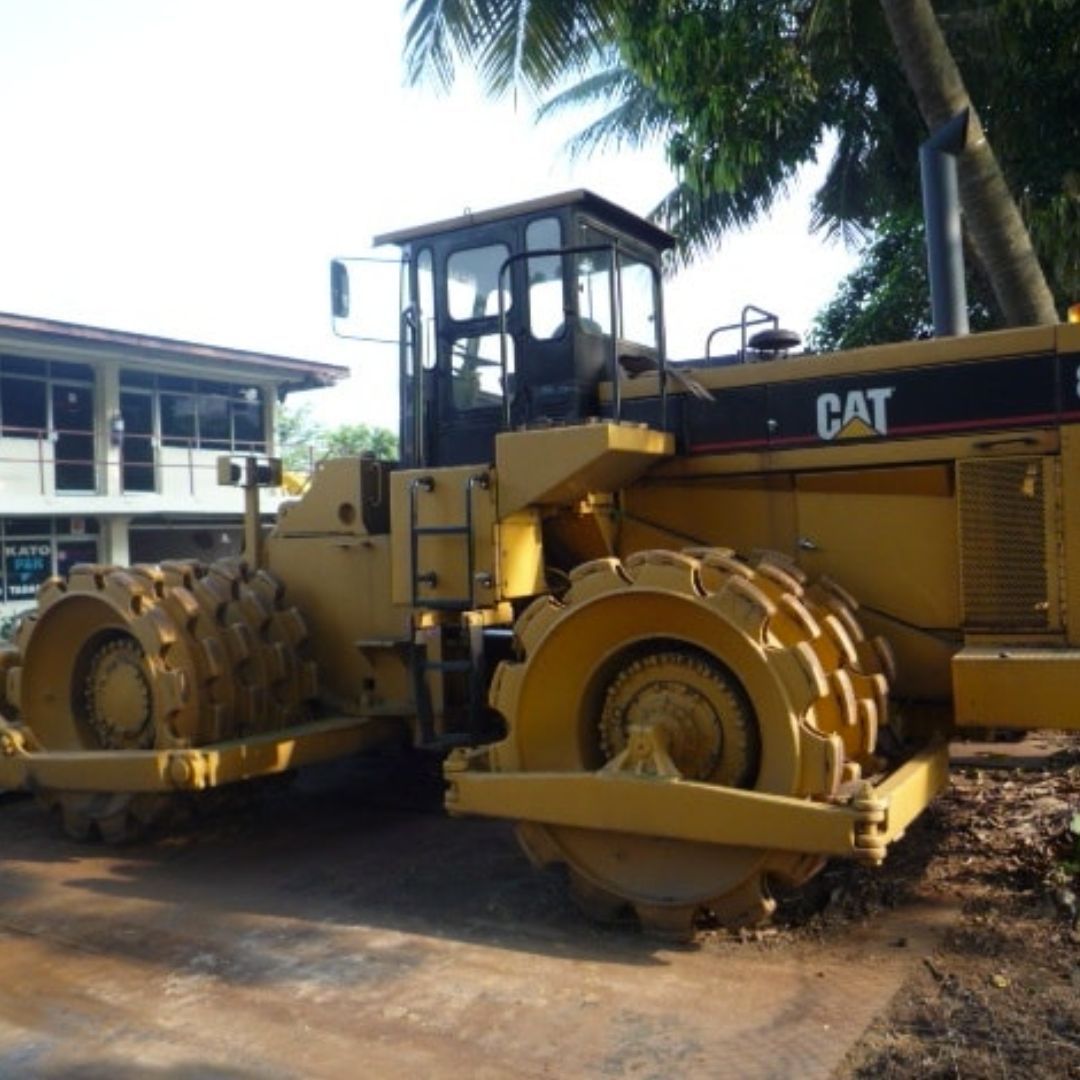 Caterpillar 825C Landfill Compactor | Chai Hoe Huat Machinery Pte. Ltd ...