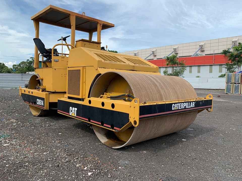 Caterpillar CB614 Tandem Roller | Chai Hoe Huat Machinery Pte. Ltd. | SG