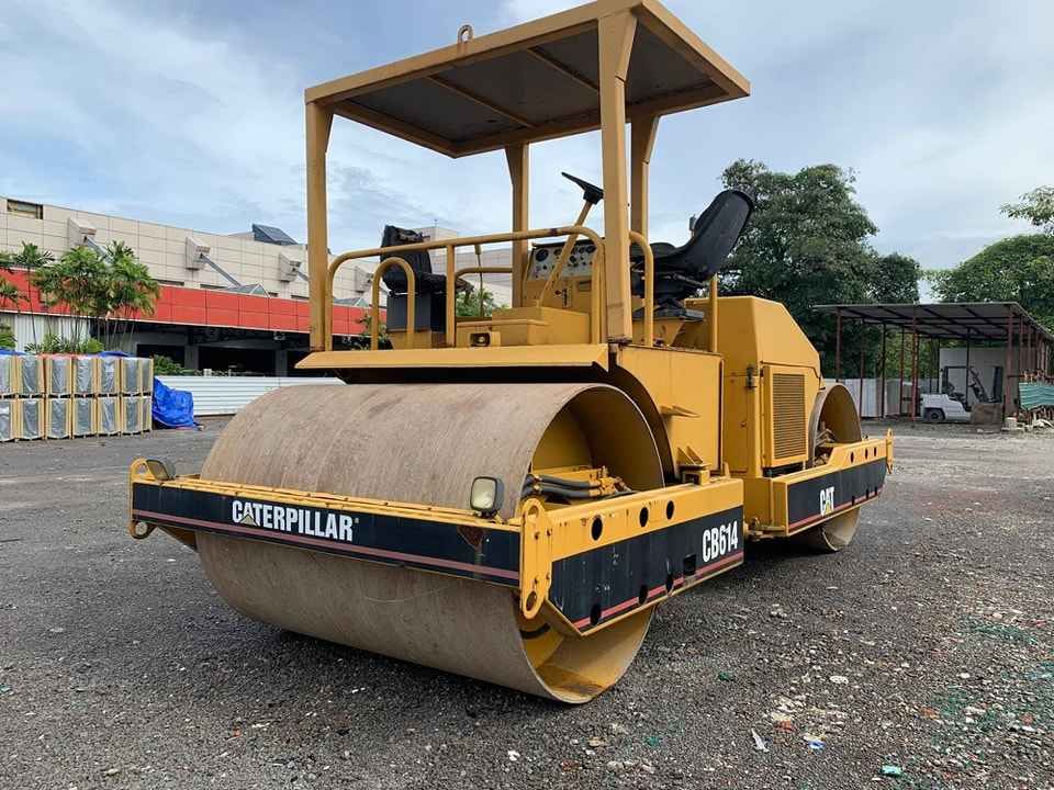 Caterpillar CB614 Tandem Roller | Chai Hoe Huat Machinery Pte. Ltd. | SG