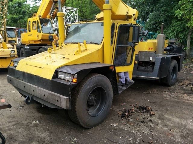 Franna AT18 Pick and Carry Crane | Chai Hoe Huat Machinery Pte. Ltd. | SG