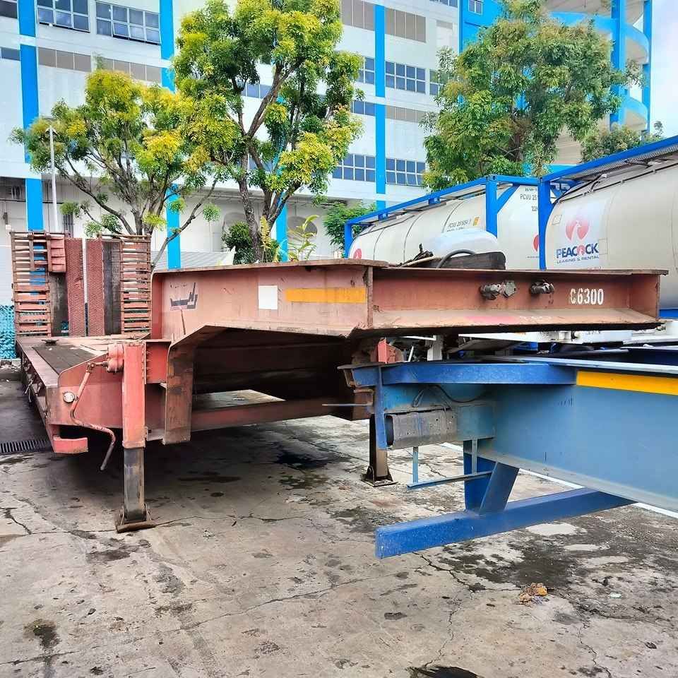 Low Bed 3-axles Trailer | Chai Hoe Huat Machinery Pte. Ltd. | SG