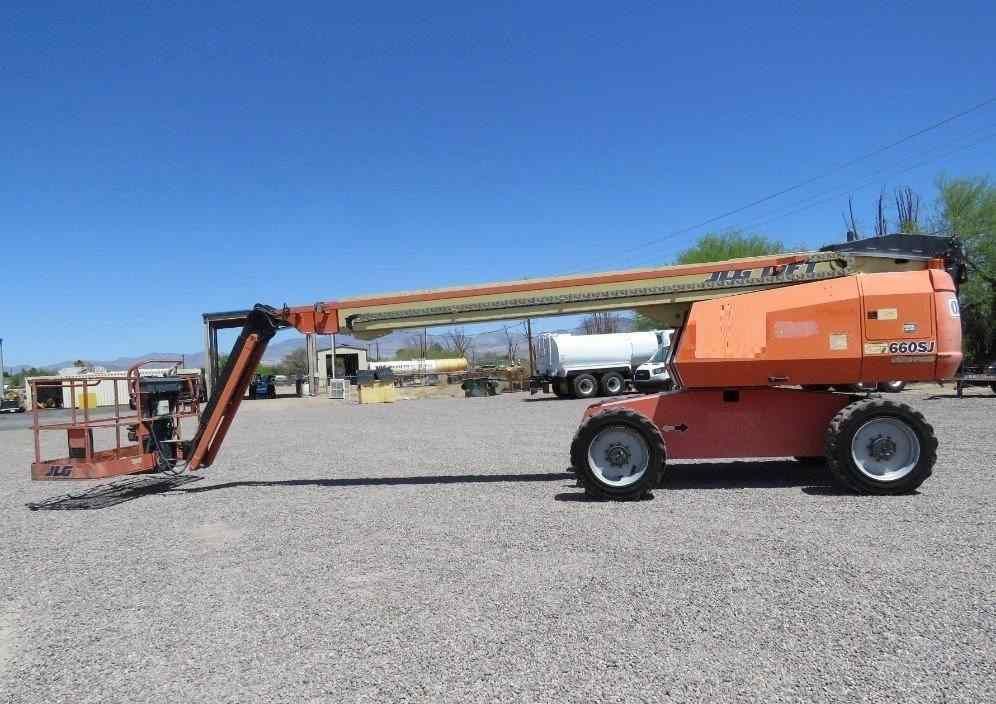 JLG Telescopic Boom Lift Model JLG660SJ | Jpn Industrial Trading Pte ...