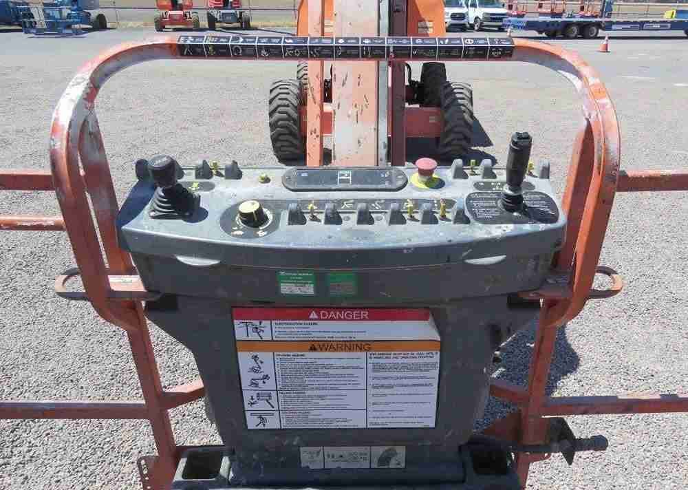 JLG Telescopic Boom Lift Model JLG660SJ | Jpn Industrial Trading Pte ...