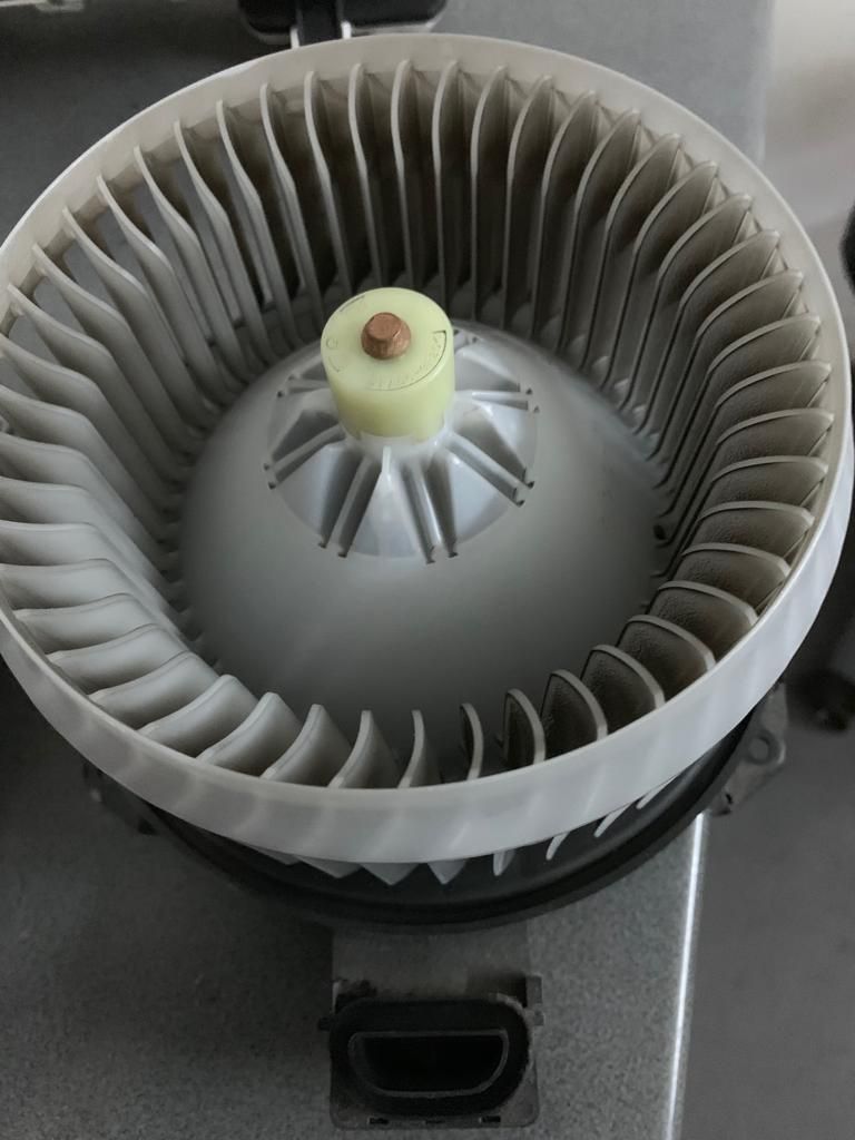 Honda Fit Air Cond Blower | Lucky Win Auto Parts Pte. Ltd. | SG