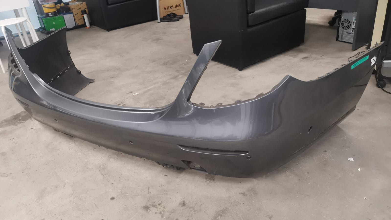 【Like New!】Mercedes Benz E Class W213 Rear Bumper
