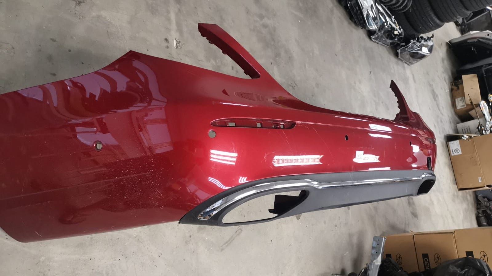 【Like New!】Mercedes Benz E Class W213 Rear Bumper