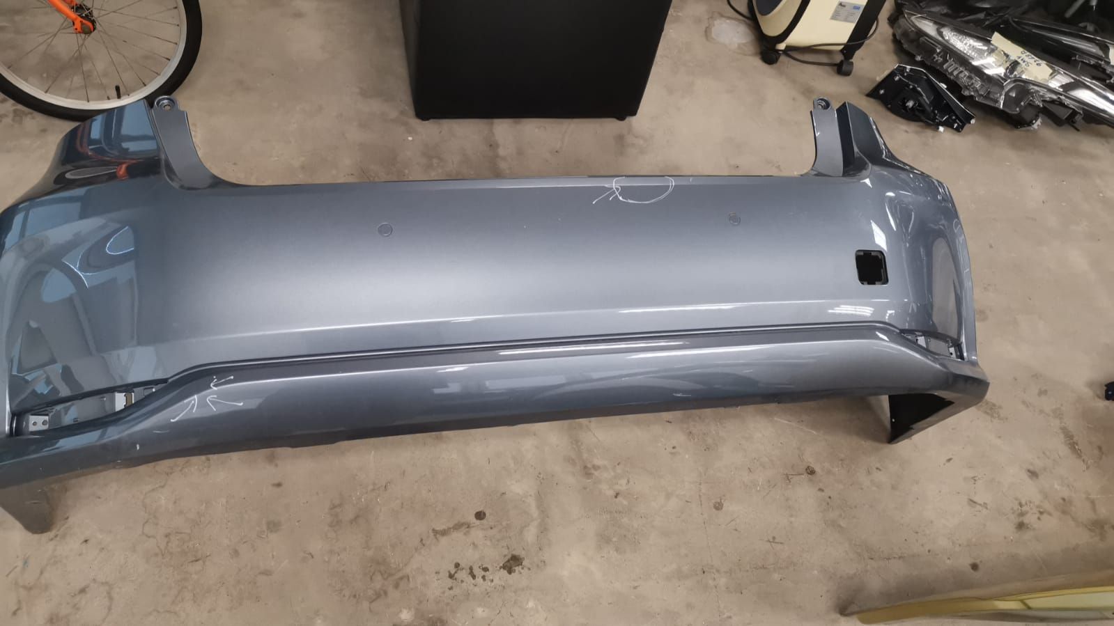 【Like New!】Toyota Altis E210 Rear Bumper